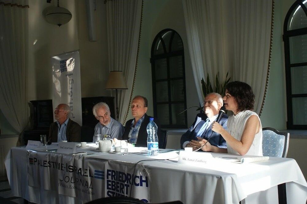FES-PIJ panel discussion on „The Dual Legal System“